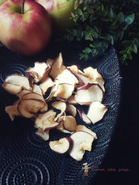 Suszone jabłka – Kocham Lubię Gotuję